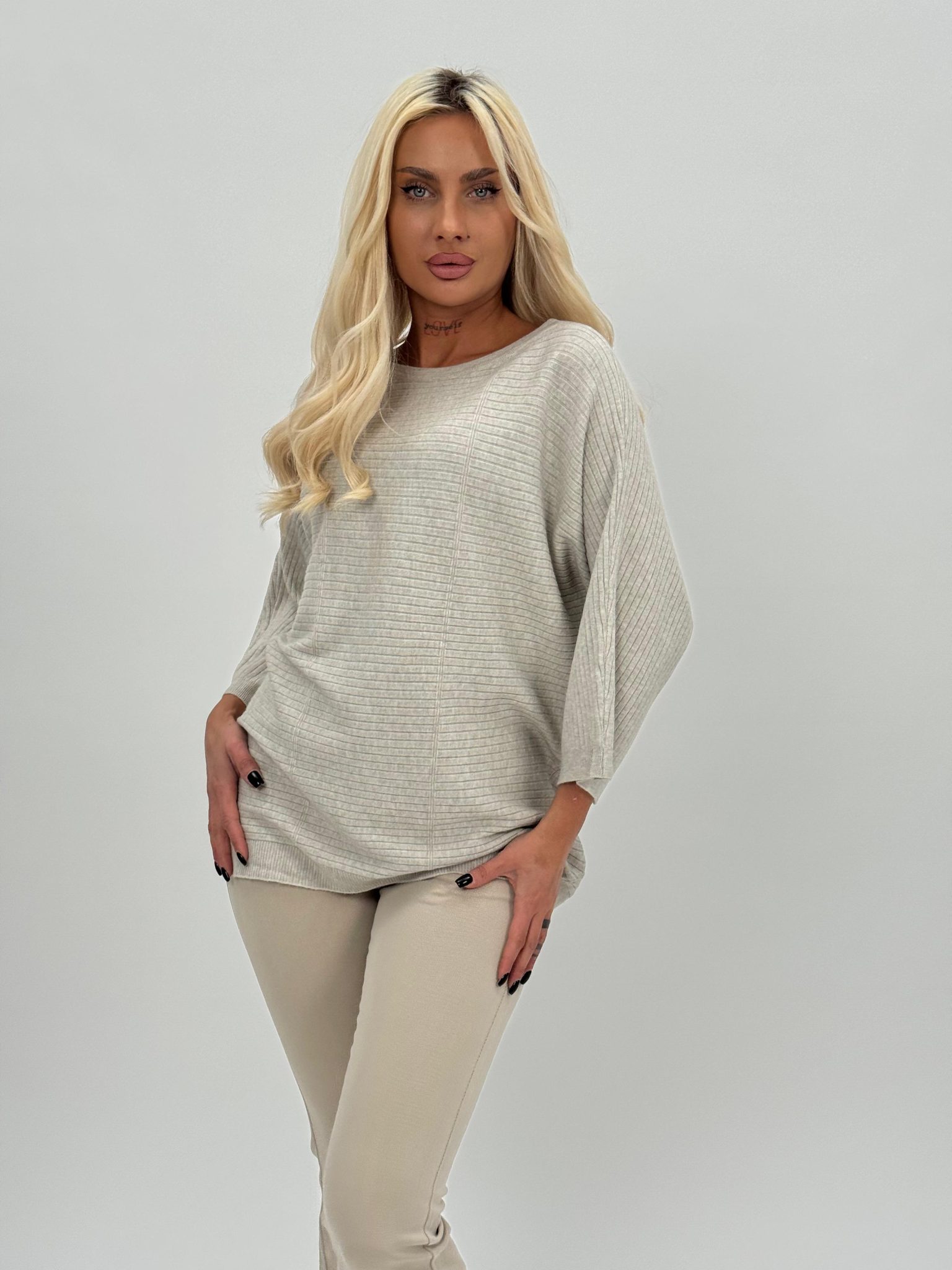 Pulover raglan din tricot rigat