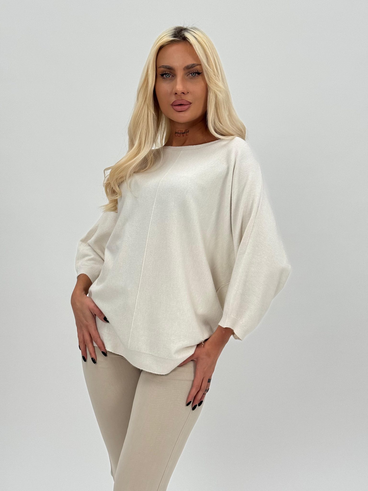 Pulover raglan cu mâneci 3/4