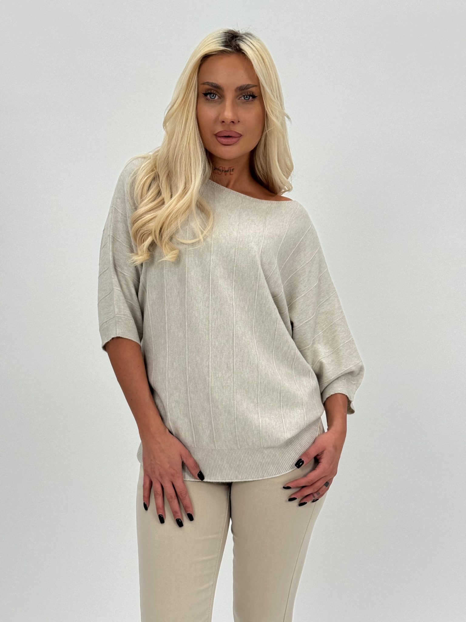 Pulover raglan din tricot
