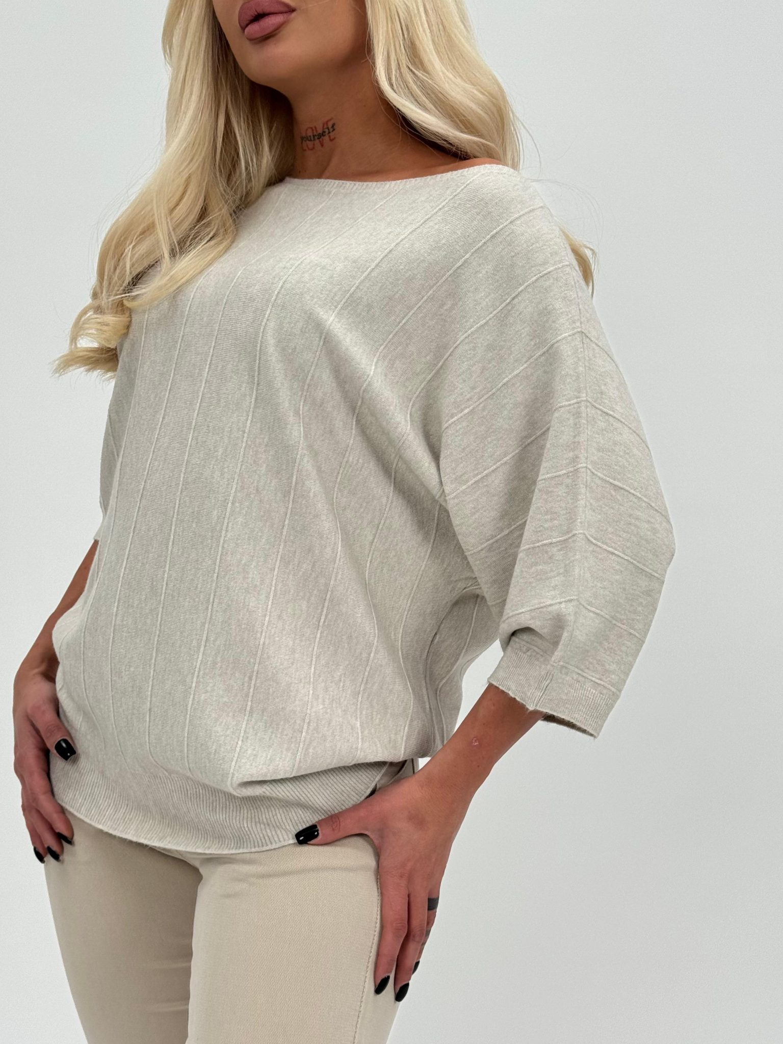 Pulover raglan din tricot